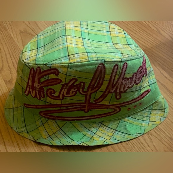 Disney | Accessories | Walt Disney World Mickey Mouse Green Bucket Hat ...